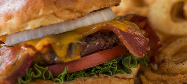 Best Burgers in The Dells | Dells.com Blog